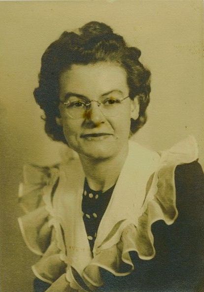 ESOTERICA: LAS FOTOGRAFÍAS DE ALICE BAILEY