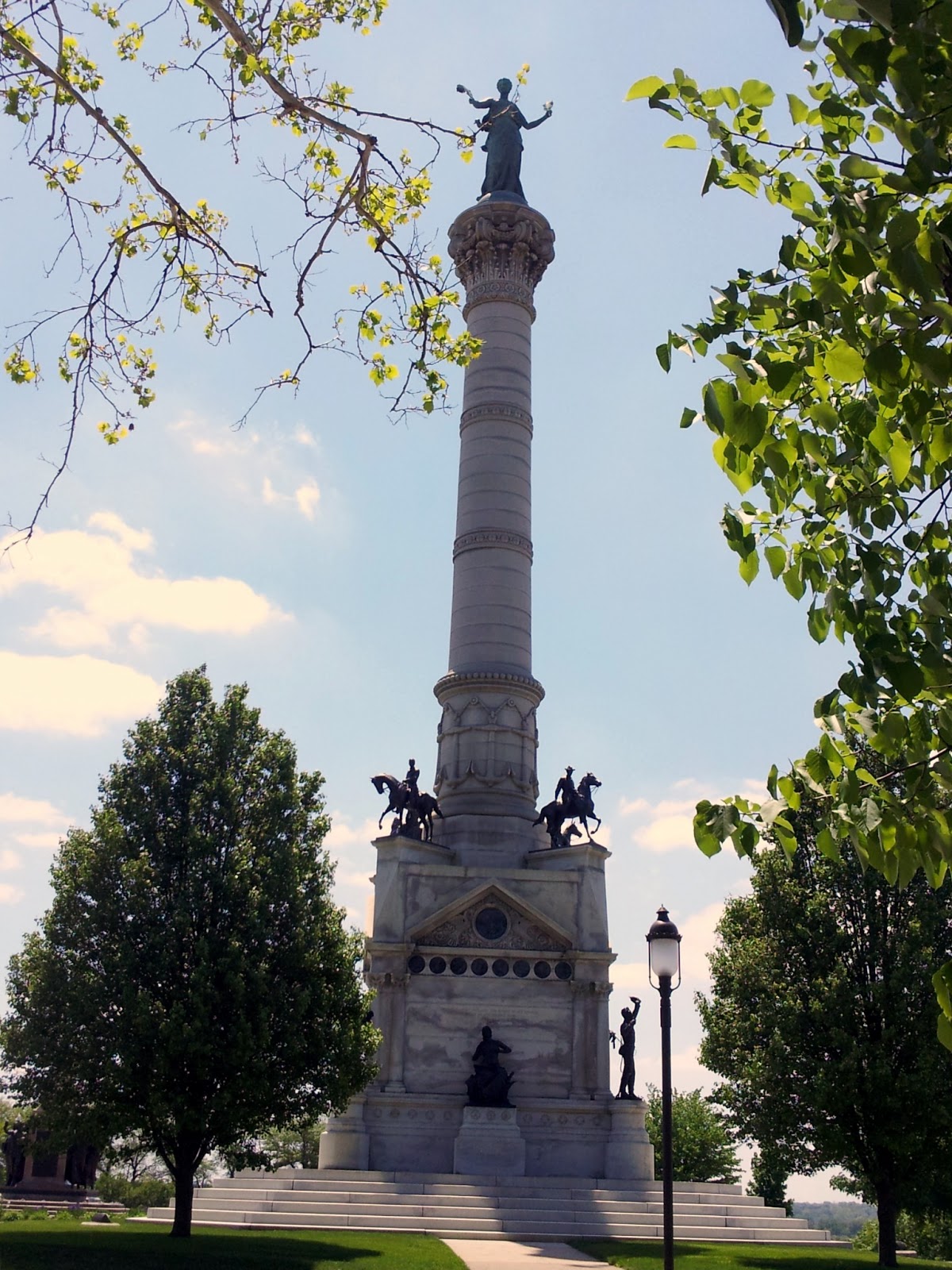 History and Culture by Bicycle: Soldiers' and Sailors' Monument