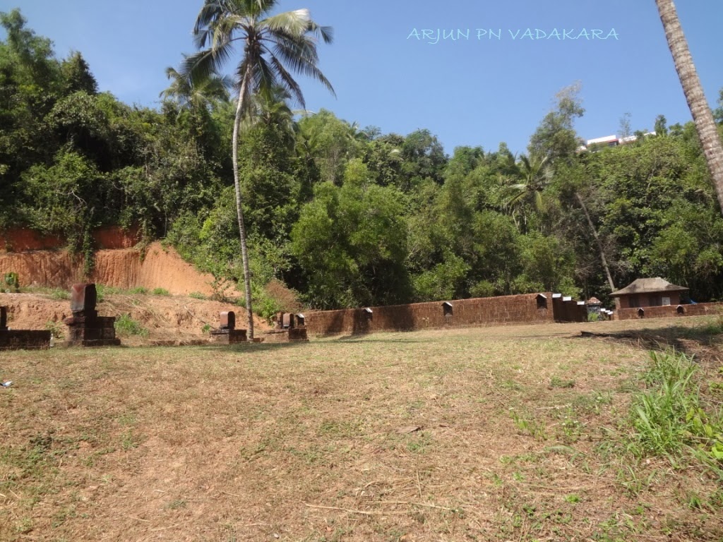 THEYYAVUM THIRAYUM: KUTTICHATHAN TEMPLES
