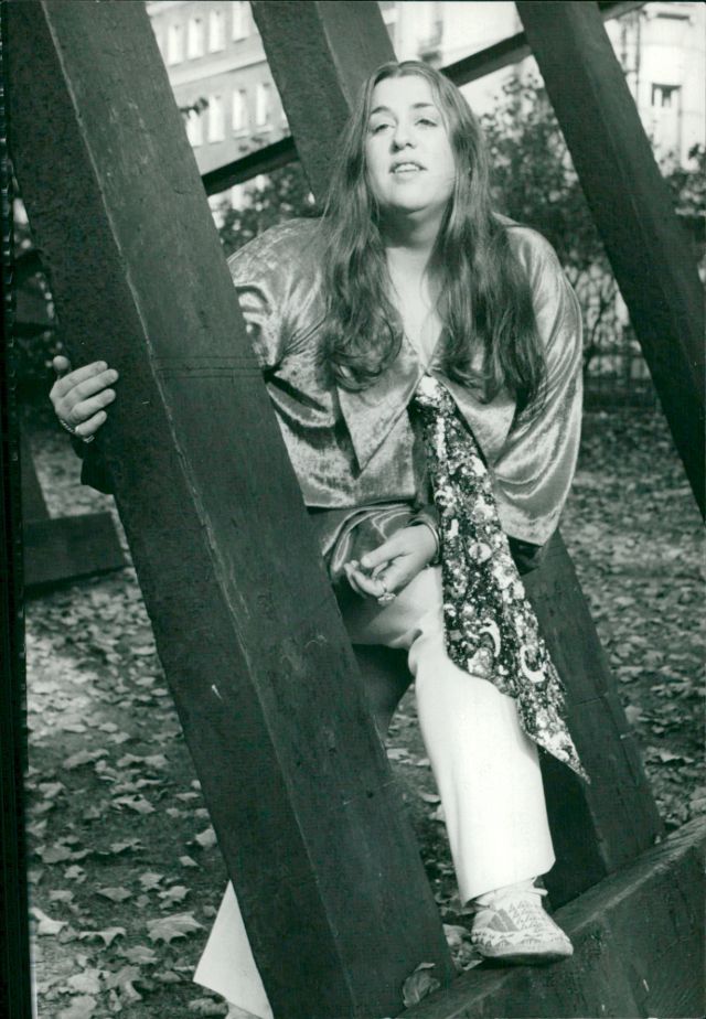 Before Adele, There Was Elliot: 40 Beautiful Pics of Mama Cass in the ...