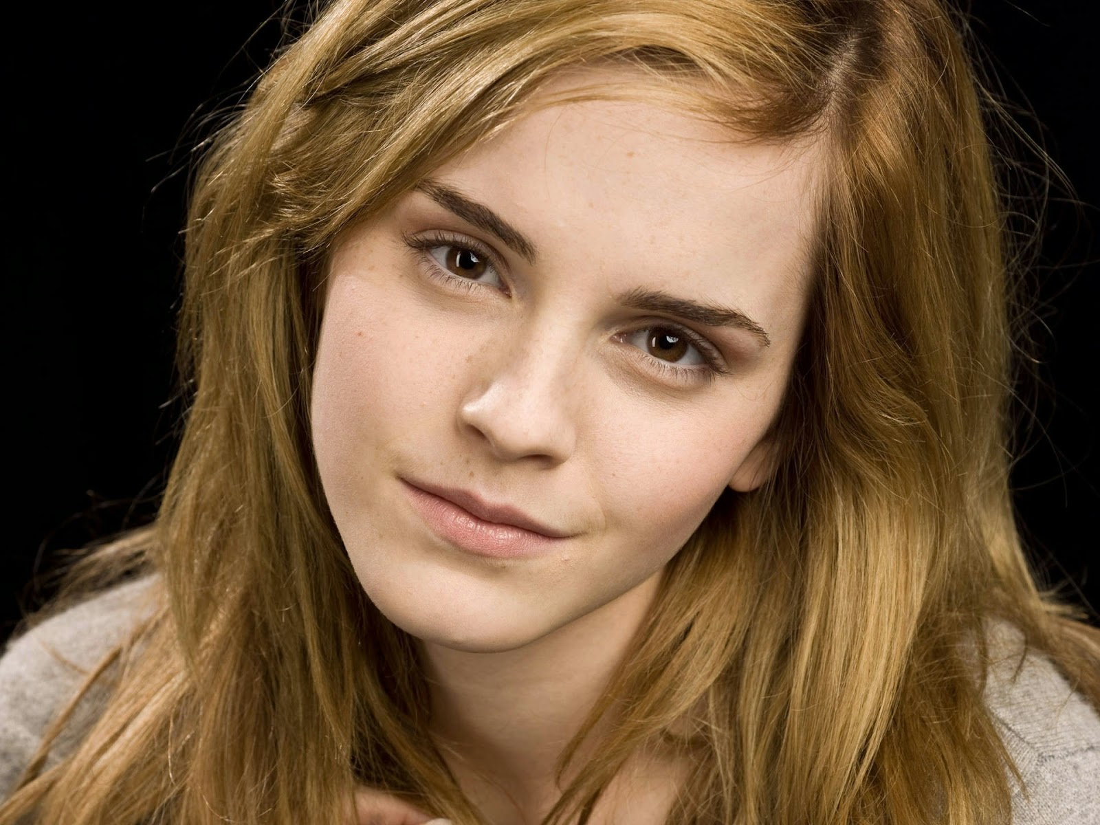 Emma Watson Wallpapers