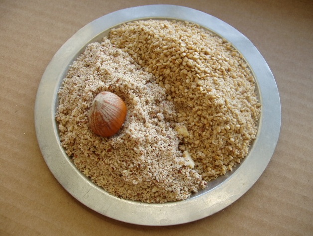 Sizzling Indian Recipes.....: Coconut, Sesame and Hazelnut Burfi / Vadi ...