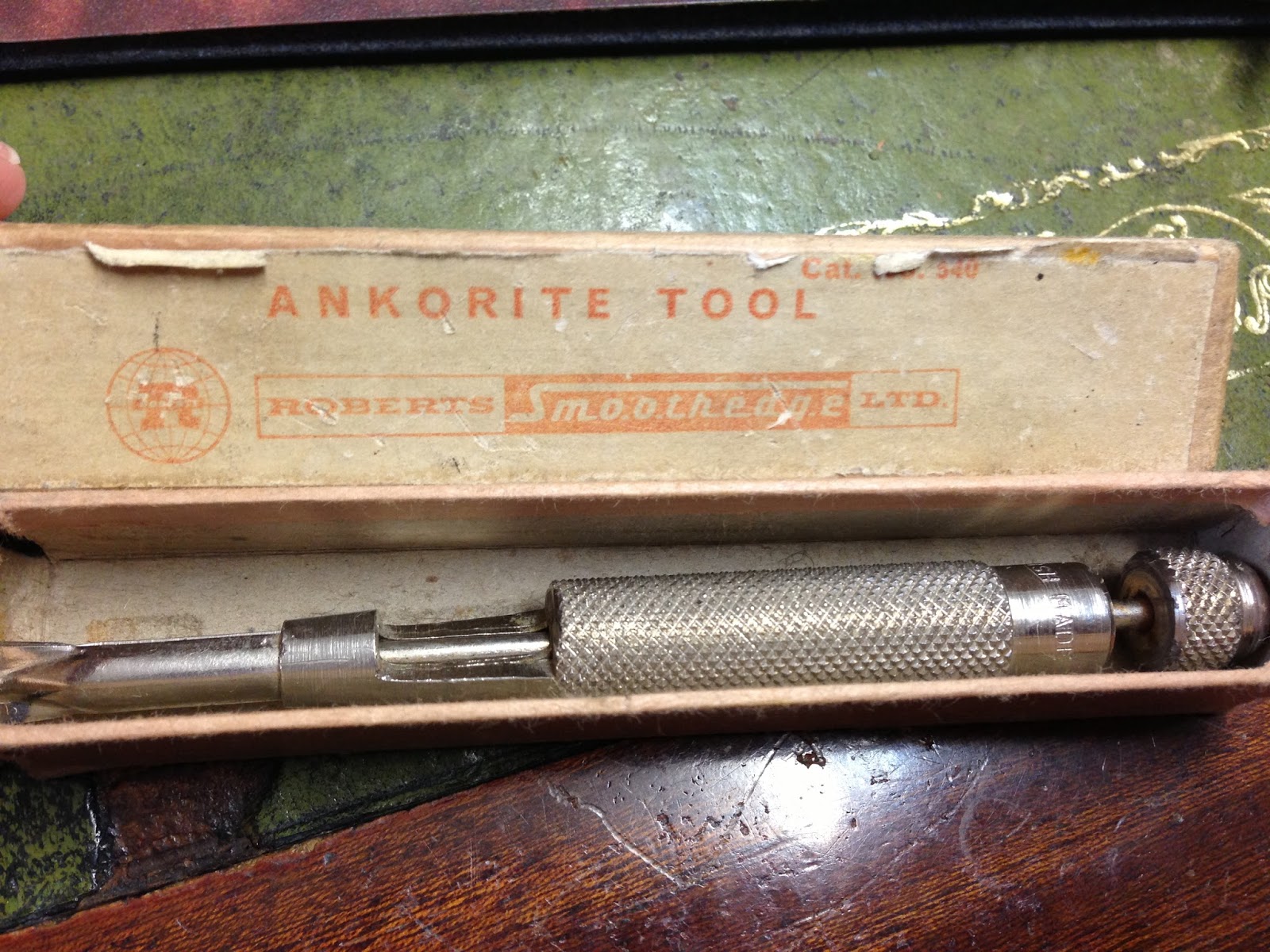 Vintage Wednesday: Oldschool Tools