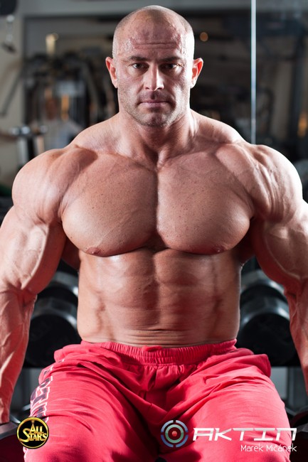 Buff Body Bros: Tomas Bures, The Prize of Prague