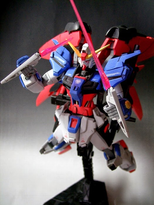 Custom Build: 1/144 Master Destiny Gundam
