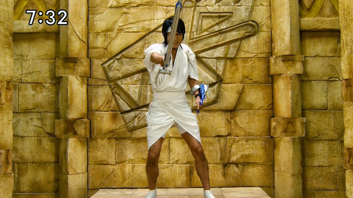 Henshin Grid: Kyoryuger 33 Images