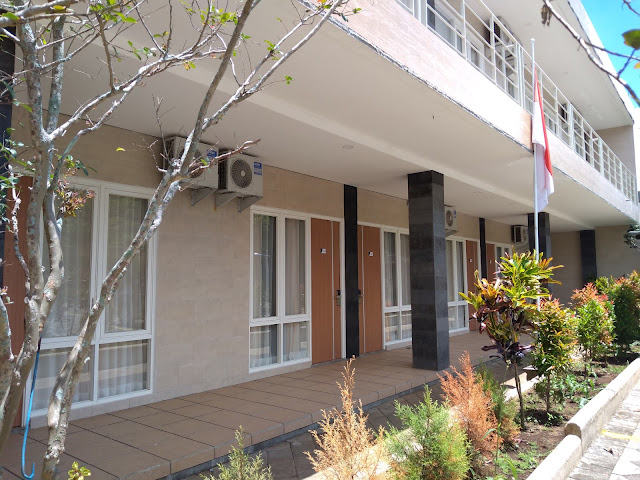 Review Hotel Embun Pagi Batu | Dee Stories