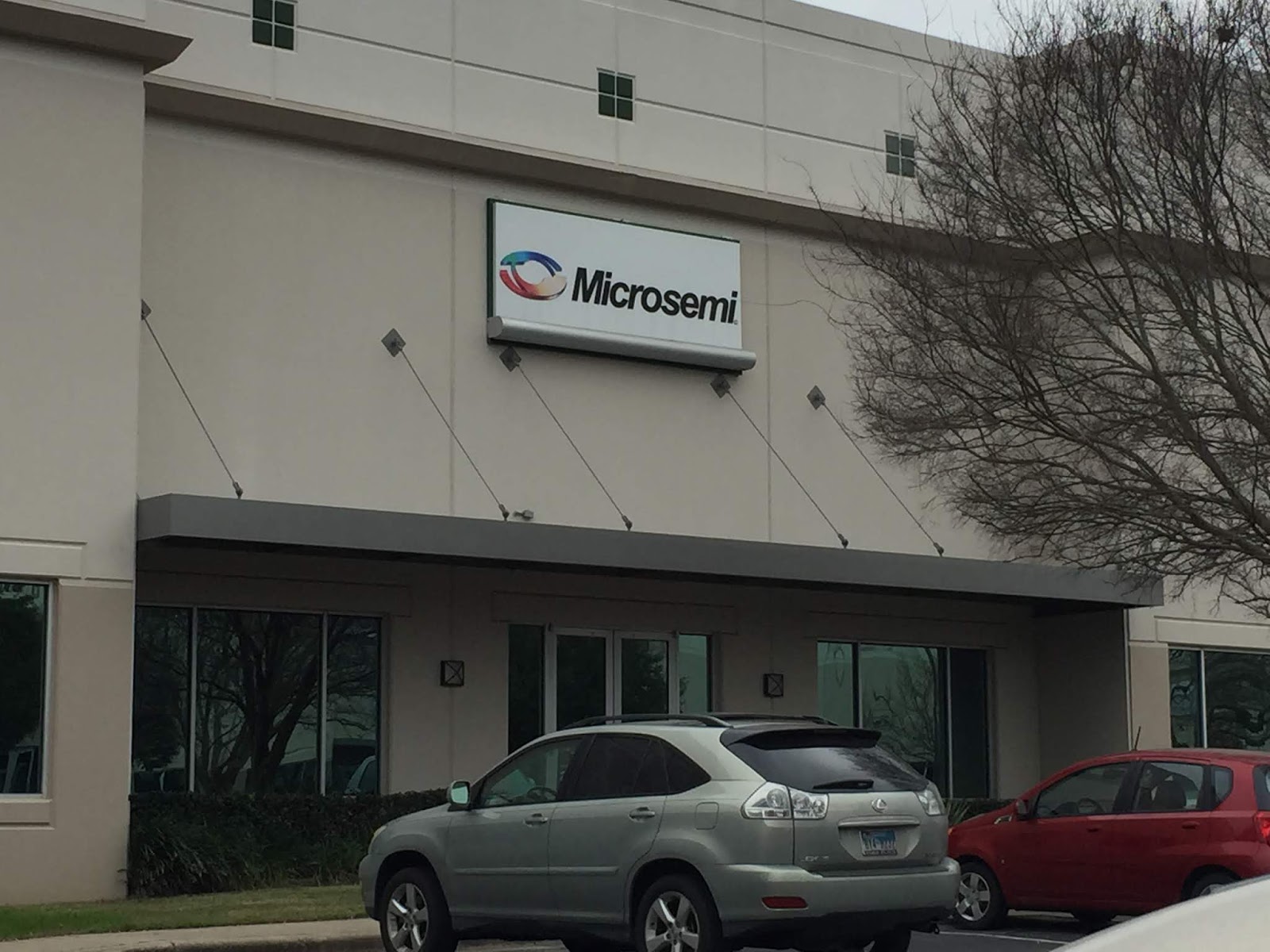 Technology, Electronics, Reviews & Geek Gossip: Microchip devouring ...