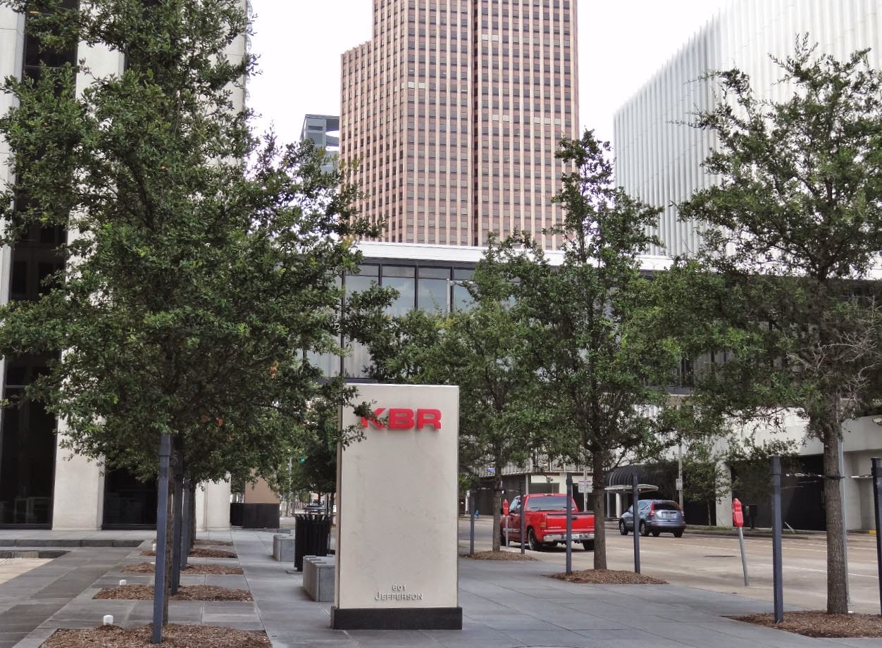 Houston in Pics: KBR Tower at The Cullen Center