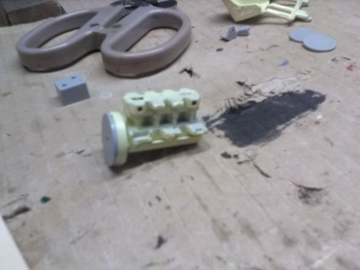 Thomas Flyer Scale Model Kit. Winner of the 1908 Great Race