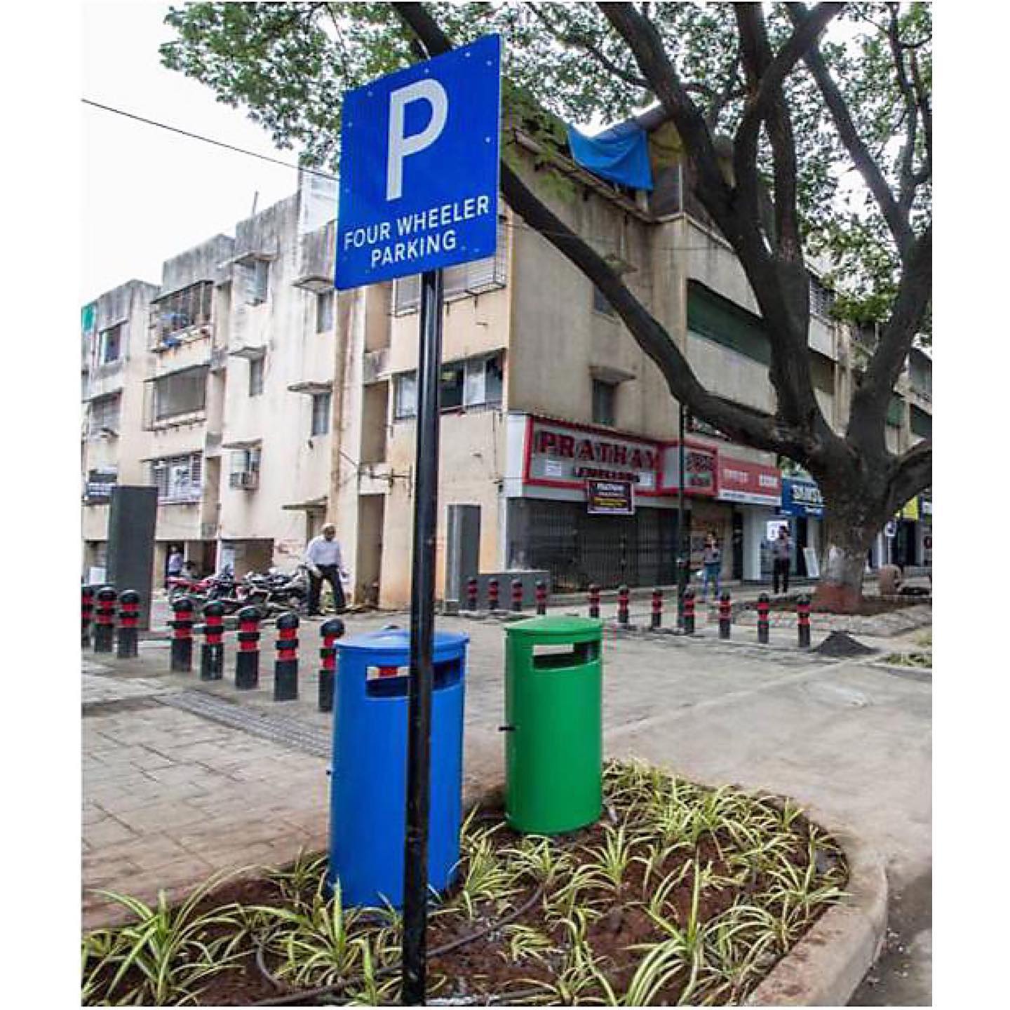 Prasanna Desai Architects: Pune Smart City : Street Redesign Project