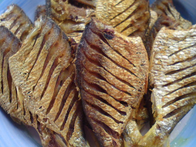 Cooking Pleasure: Fried Fish [Bok Kok]