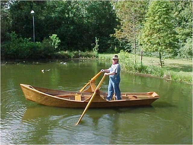 ROWING FOR PLEASURE: Atchafalaya Basin Piroque