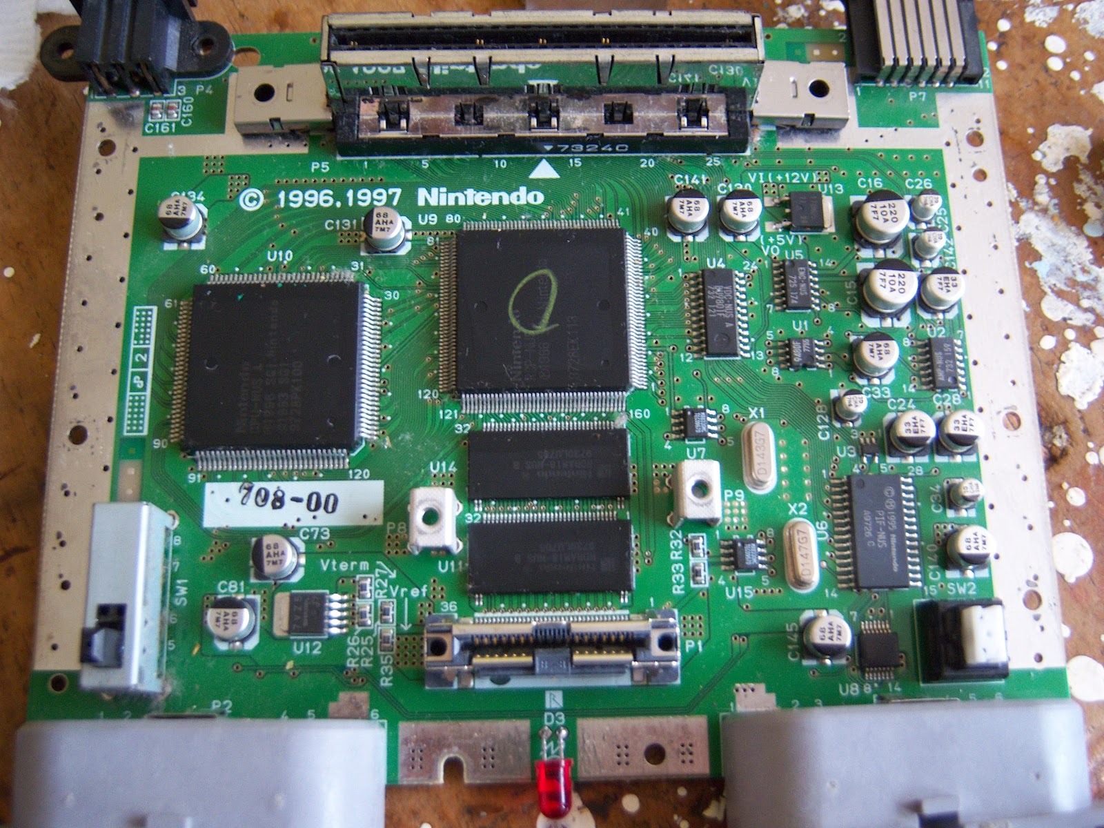 Al interior de Nintendo: Interior de la Nintendo 64