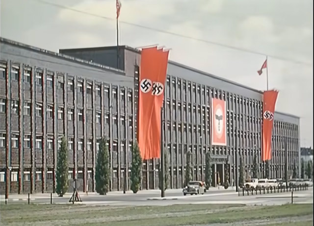 World War II in Pictures: A Glimpse of Pre-War Berlin