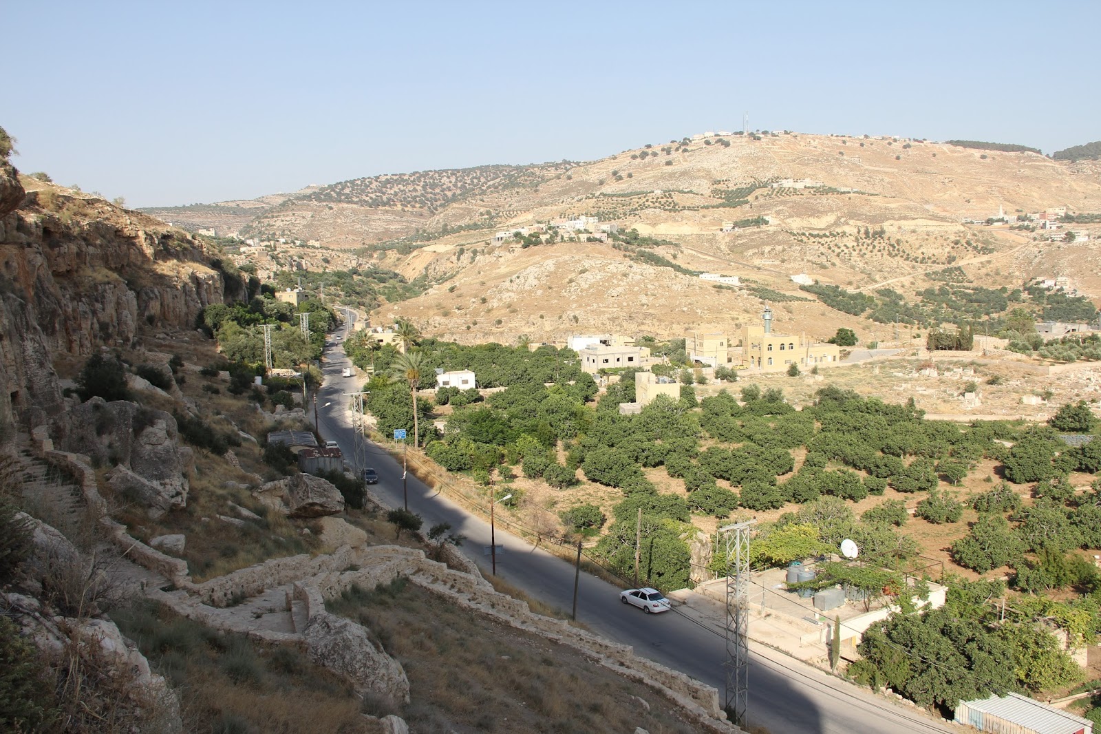 Jordan Adventures 1-14 June 2015: 1 June 2015: Iraq al-Amir & Qasr al-Abd