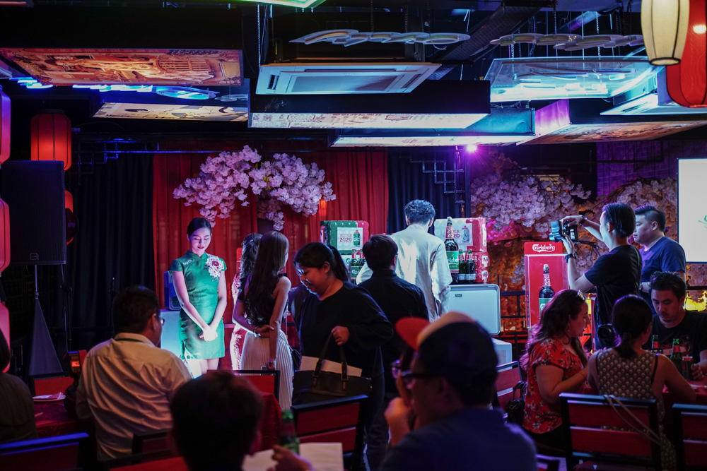 Carlsberg Double Cheers Double Winnings | J & D Learn to Blog