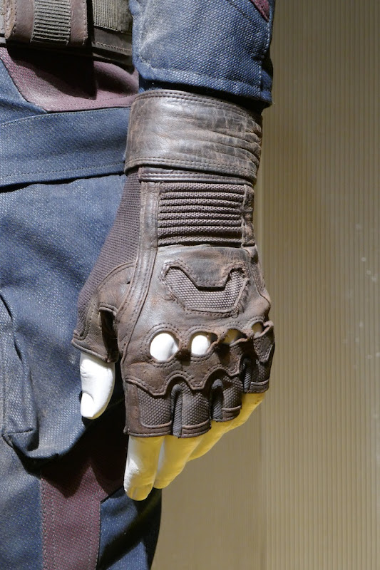 Hollywood Movie Costumes and Props: Captain America costumes from ...