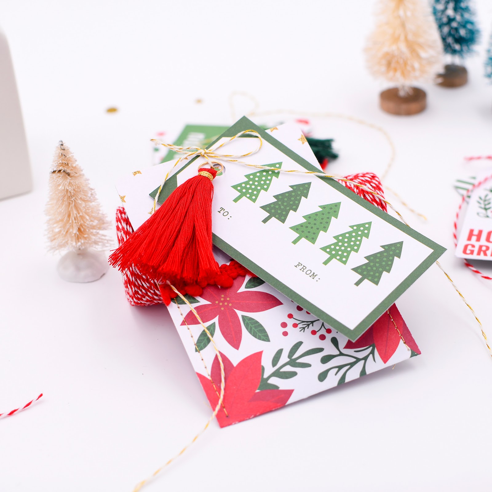 WRMK :: Holiday Pocket Gift Card Holders