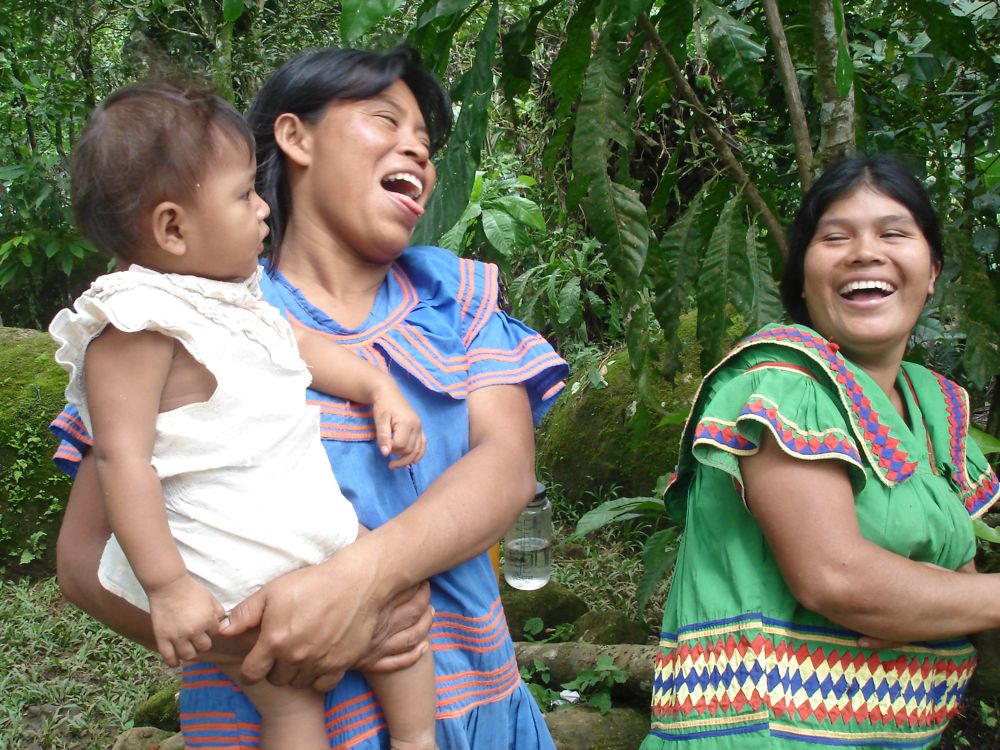 Adventuring Susan: Ti blite Ngabere chi. (I speak a little Ngabere)