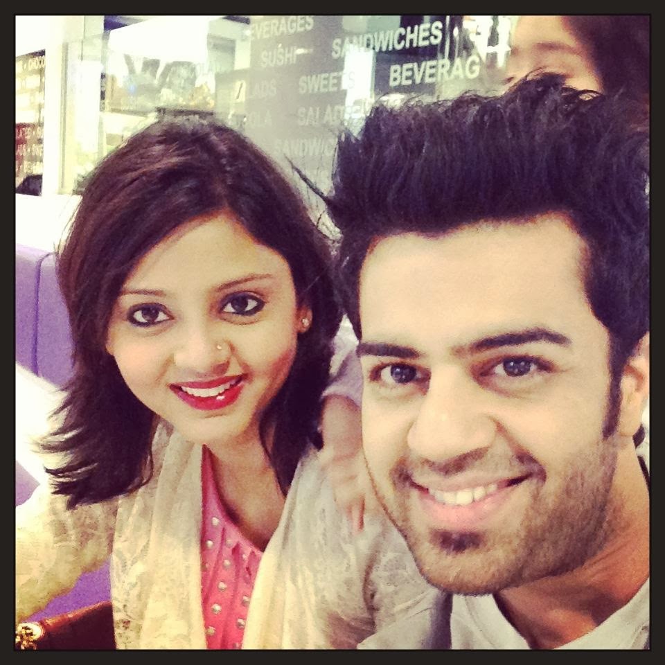 Television (TV) Anchor & Actor Manish Paul Family Photos | Real-Life Photos