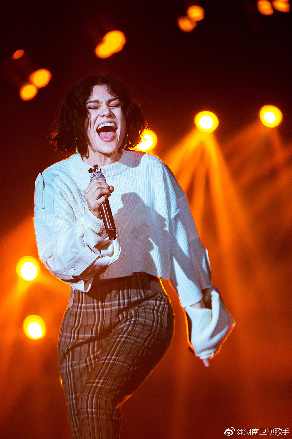 Jessie J joins the Chinese singing competition the Singer | DramaPanda