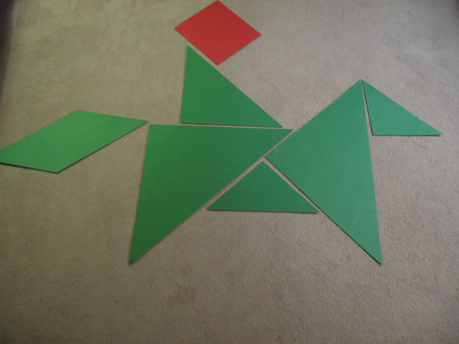 Almost Unschoolers: Christmas Tangrams