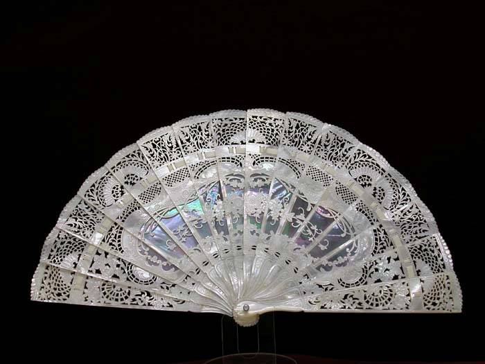 História dos leques - RENATA FONSECA