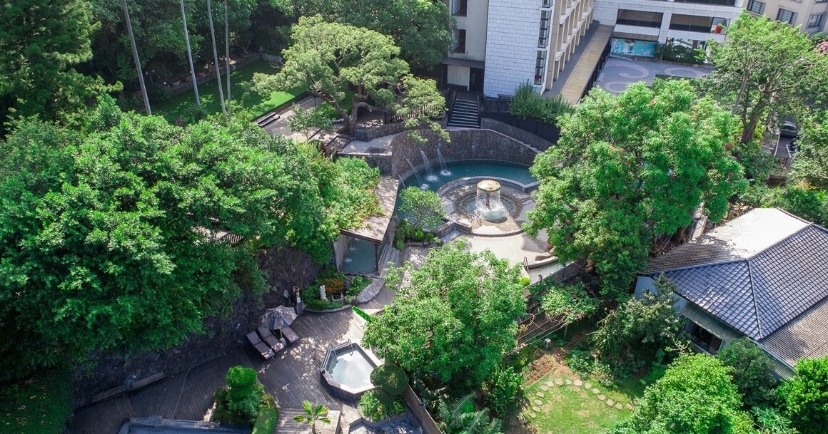 Cheaper Flight: Spring City Resort Beitou