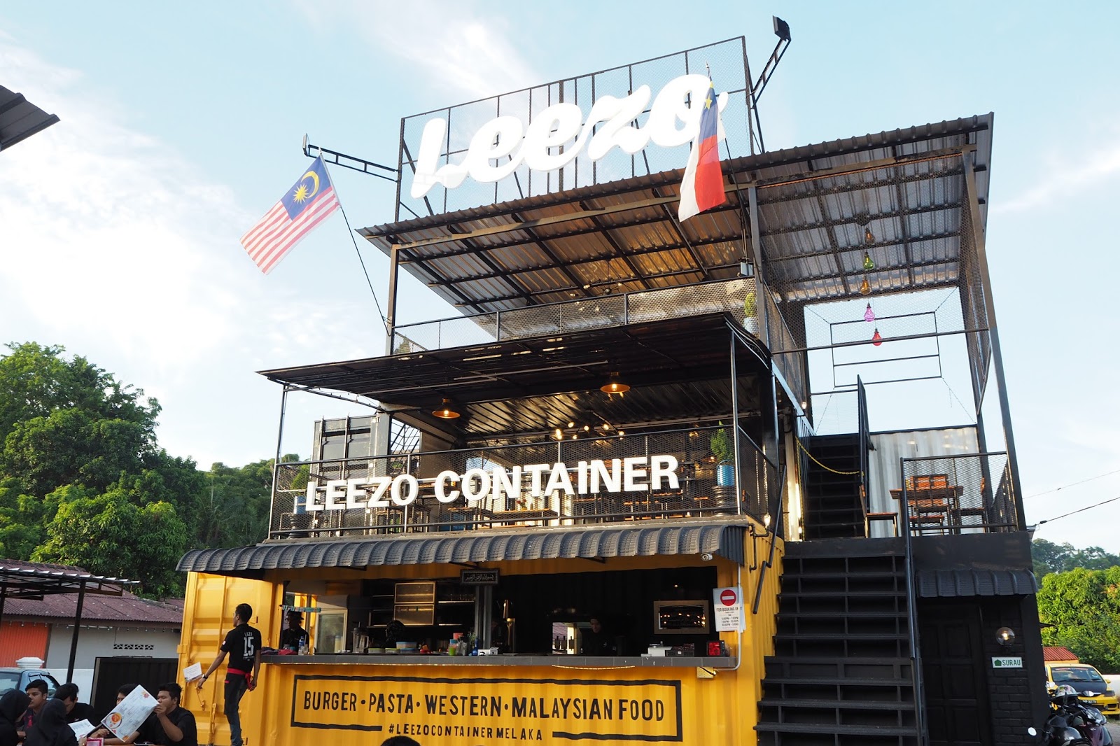 [Melaka] Leezo Container Restaurant | Eat Play Sleep Malaysia