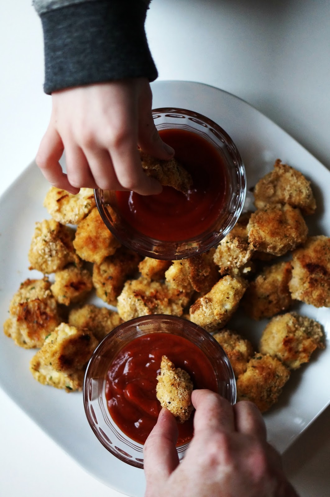 French's Ketchup Spicy Nugget Dip - Rebecca Lately