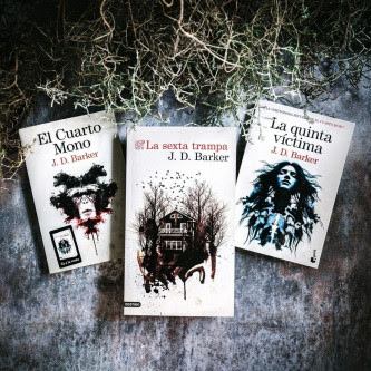 Rumbo a lo desconocido: Reseña | El Cuarto Mono ~ J.D. Barker