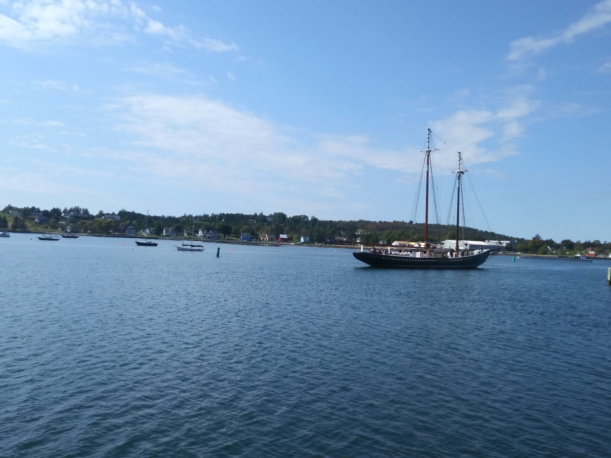 Famille + Voilier = Voyage: La Nouvelle-Écosse - en pleine découverte