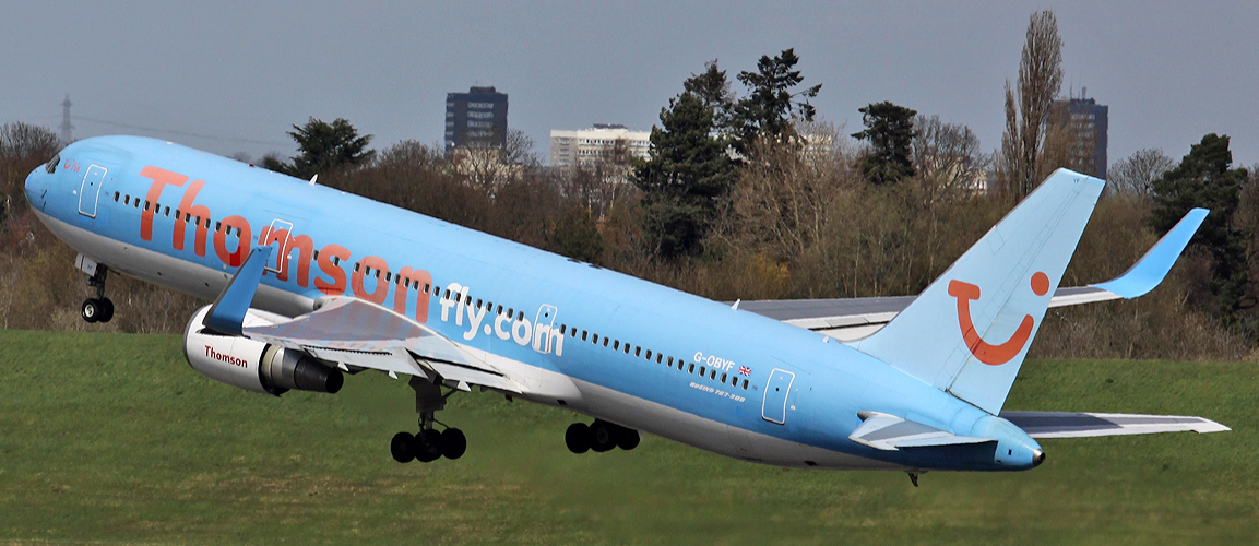 Birmingham Airport Photo Blog: Tuesday 23 April 2013 - Thomson Boeing ...