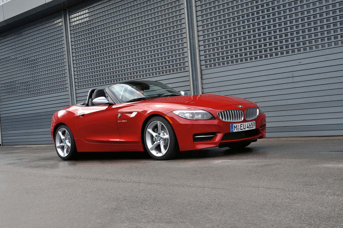 2015 BMW Z4 Car Review | Auto Emb