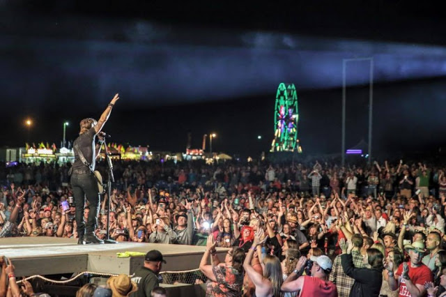 Eau Claire Ford Lincoln Quick Lane Nice News: Country Fest 2017 in ...