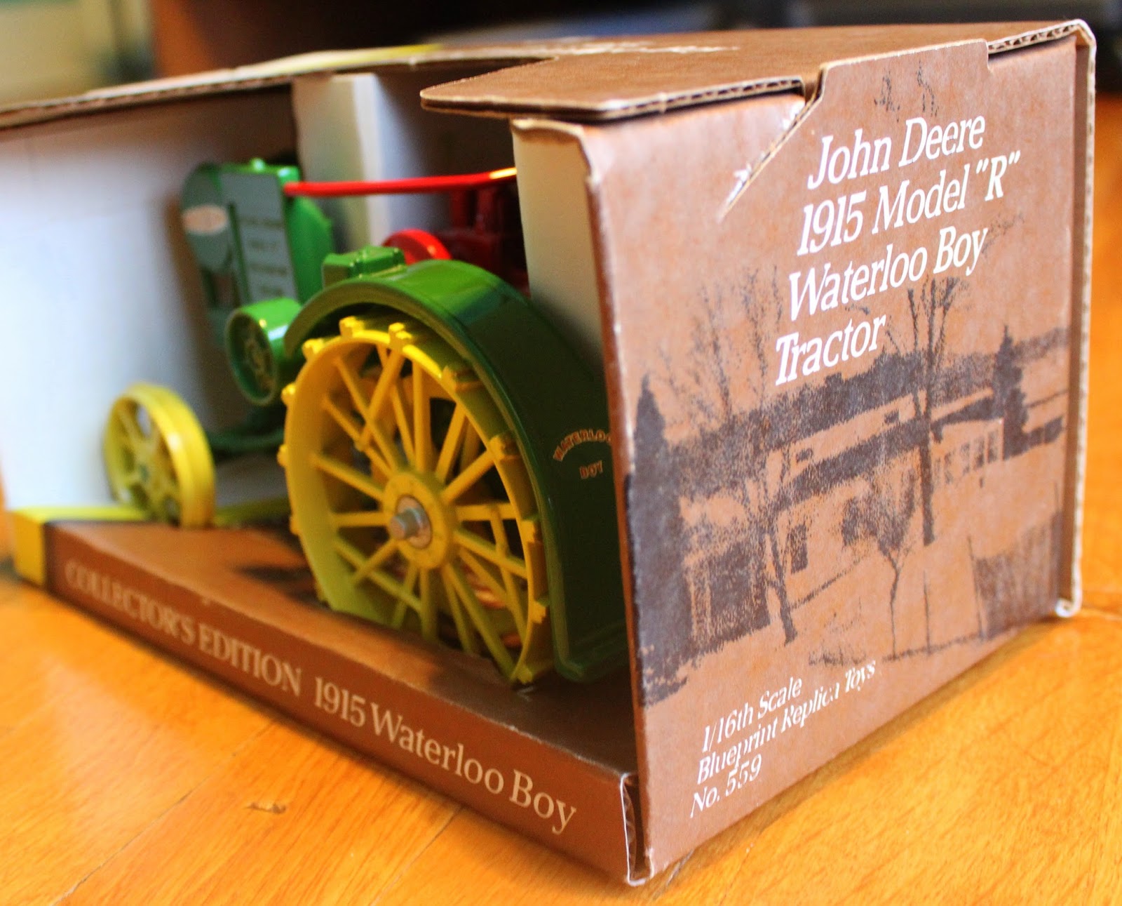 Spoelman Family Toy Tractor Collection: 1915 Waterloo Boy Model "R" Tractor