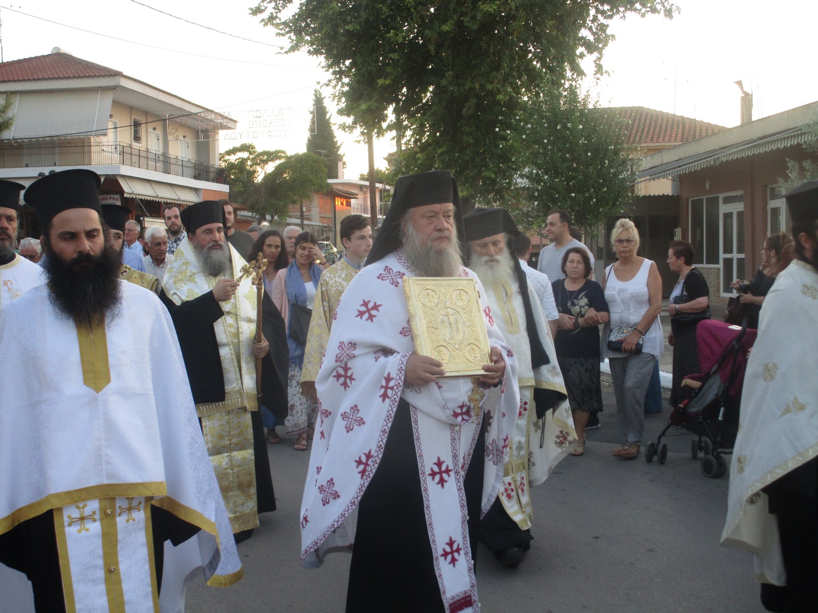 Λιτανευση Εικονας της Αγιας Παρασκευης στο Λουτουφι Θηβων | ΛΟΥΤΟΥΦΙ ΝΕΑ