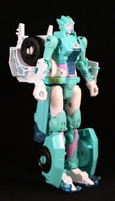 She's Fantastic: Transformers - MOONRACER!