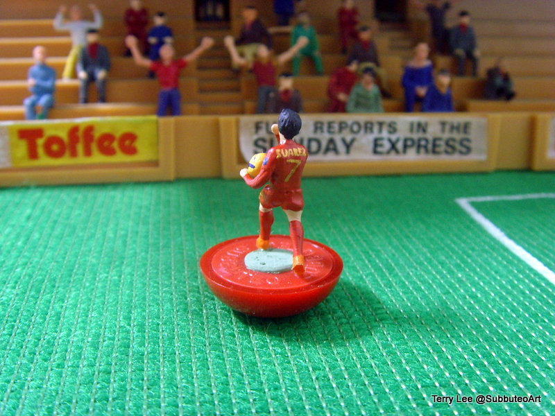 Luis Suarez Goal Celebration Kiss Wrist