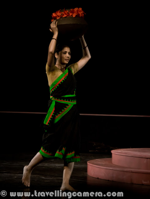 Chandalika - A Brief Study of the Art in the Scenes