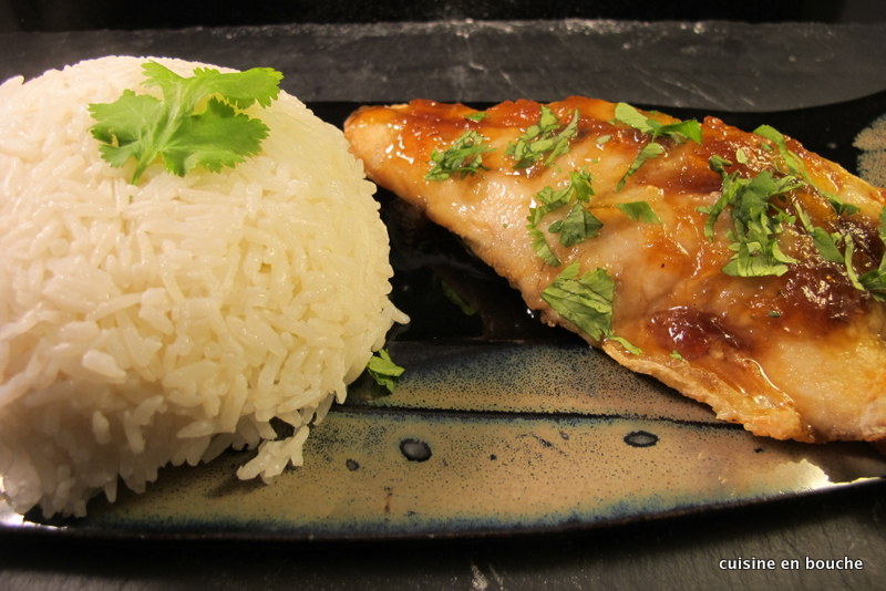 Poisson frit à la sauce 3 saveurs