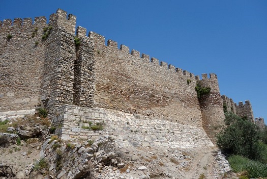 Byzantine Military: The Grand Byzantine Fortress of Selçuk (Ayasuluk)
