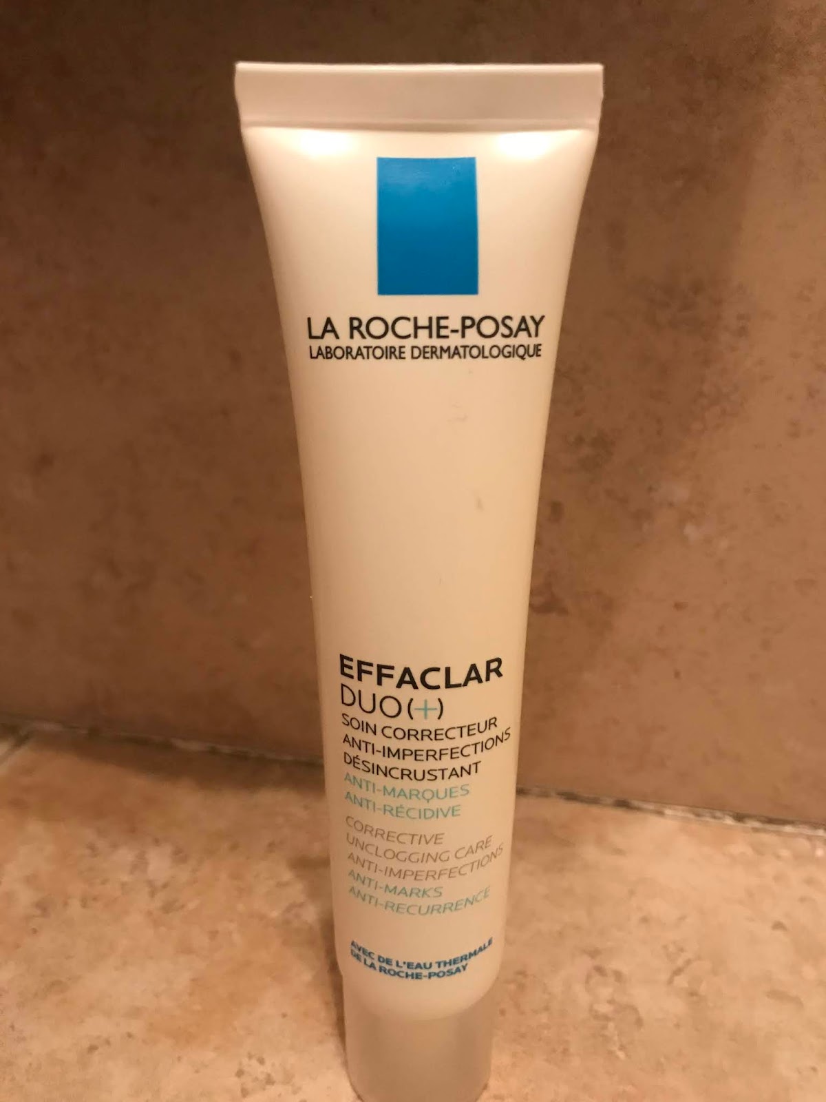 SALUD Y BELLEZA: CREMAS HIDRATANTES PARA PIELES CON ACNÉ