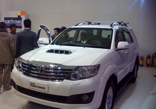 New Toyota Fortuner 4x2 Car Photos - Hooray Auto