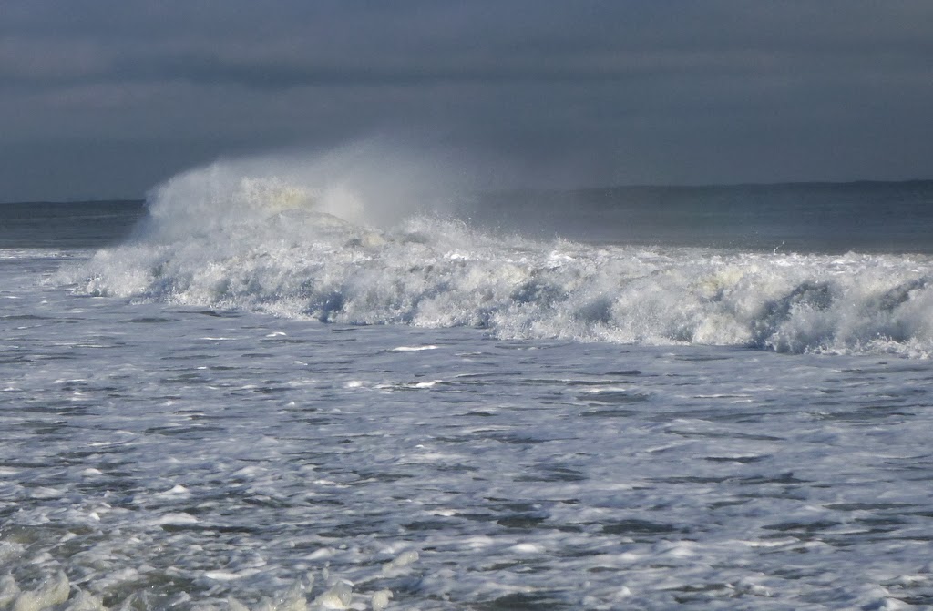 Going to the water: Rough Surf in Sandy Hook, NJ