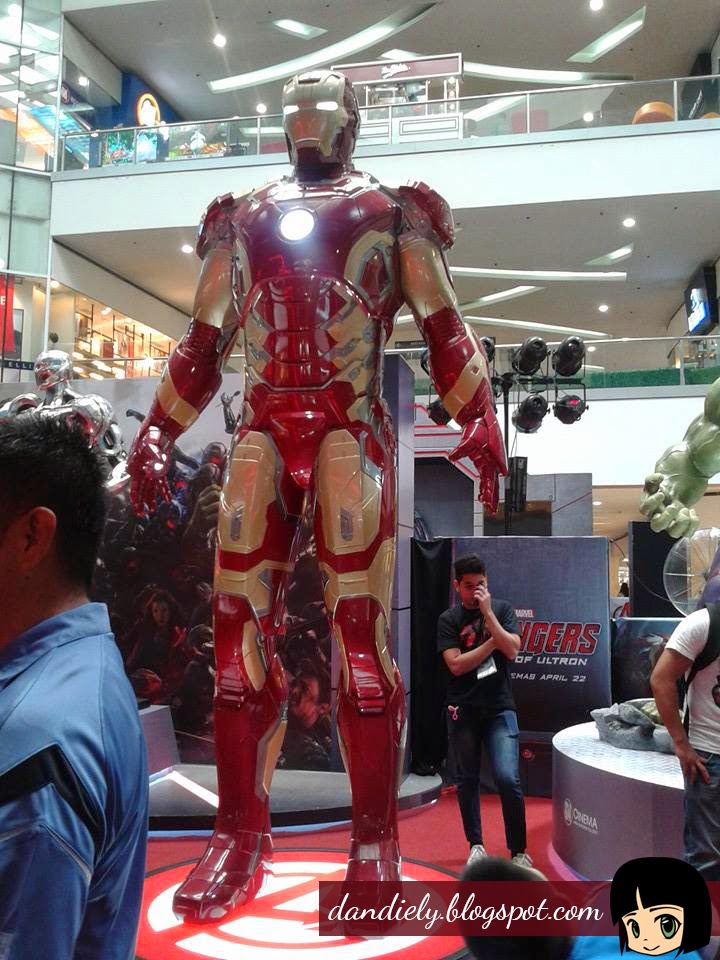 Exhibit | Life-Size Statues of Marvel’s Avengers: Age of Ultron