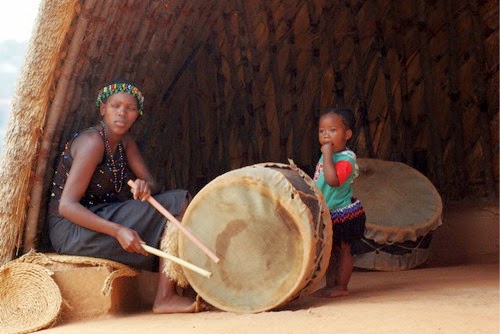 CLUBE DA LEITURA DA PROFESSORA SUSETE MENDES: Lenda do tambor africano