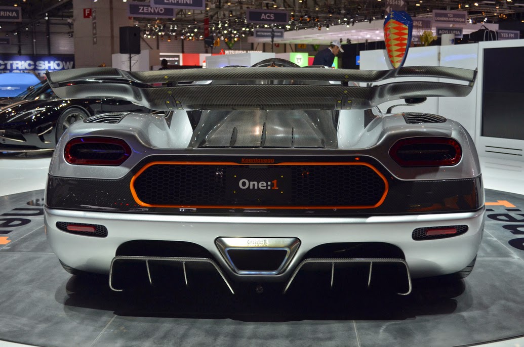 2015 Koenigsegg Agera One: 1 Review - Supercar Review ~ Top Speed Review