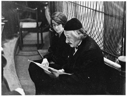 Enroque de ciencia: Einstein en fotografías. 094